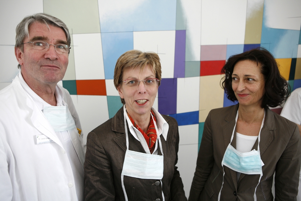 Senatorin Ingelore Rosenkötter erstmalig zu Besuch in der Roland-Klinik ...